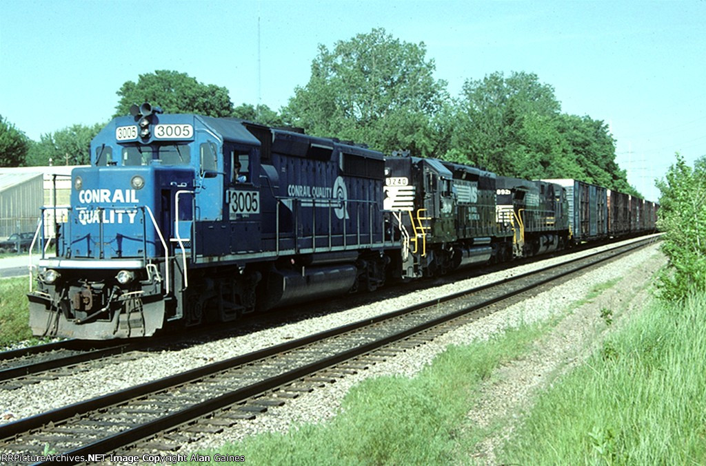 NS GP40-2 3005